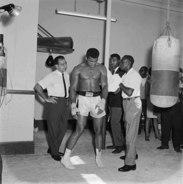 The Ever Young Photographer James Barnor - post