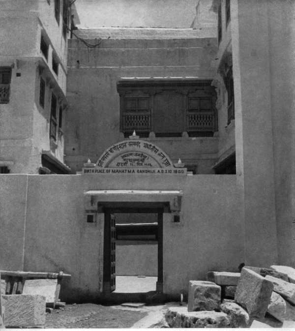Gandhi’s Buildings and the Search for a Spiritual Modernity - post